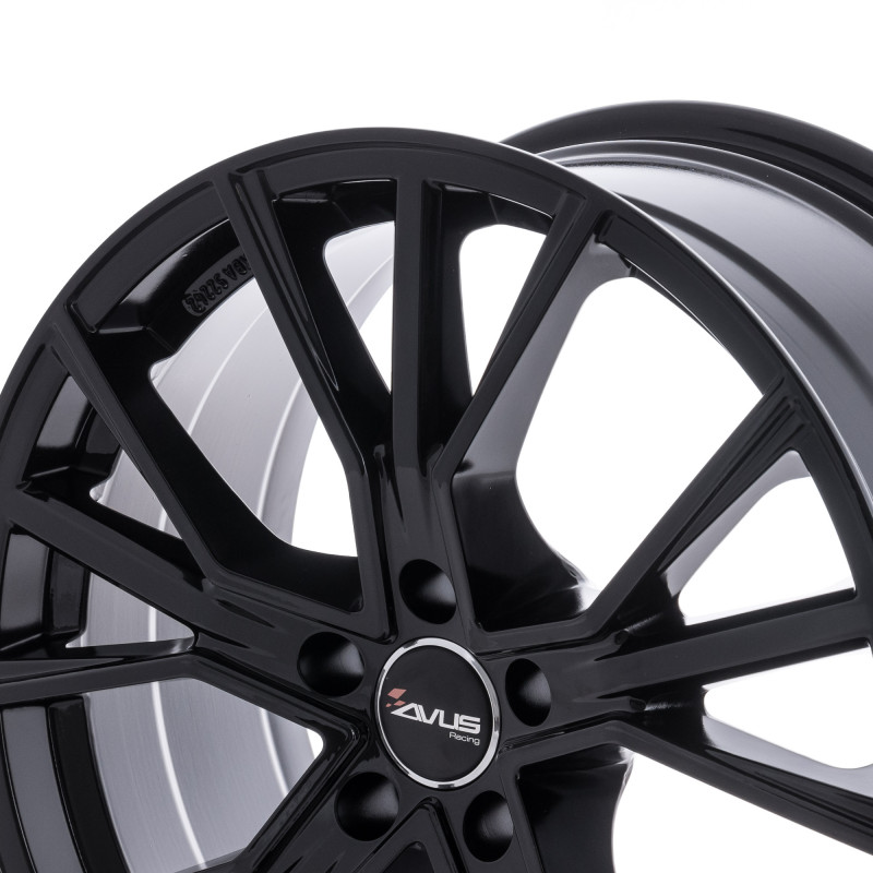 AVUS Racing AF18 en noir | velonity.fr