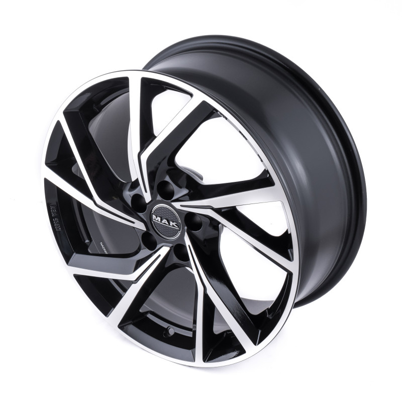 MAK Kassel black mirror | velonity.com