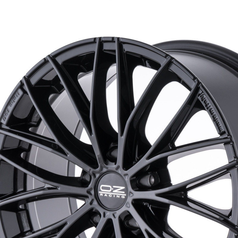OZ RACING ITALIA 150 gloss black | velonity.com